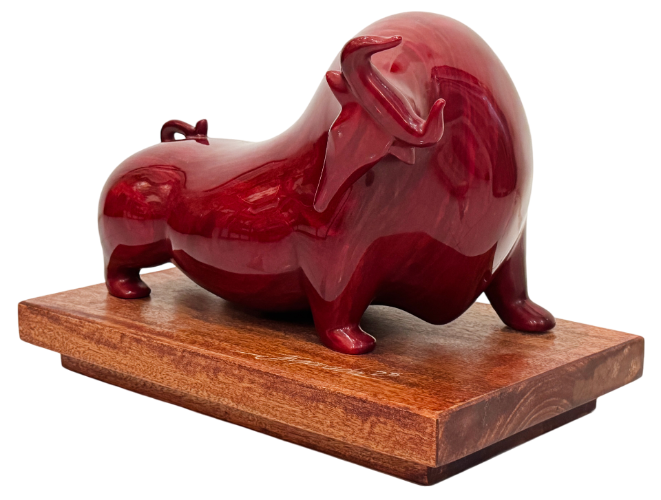 Grace in Girth by Jerry Morada - Art Circle Gallery